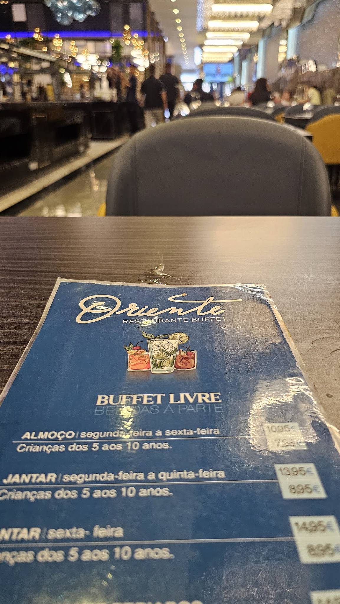 Menu em Oriente Restaurante Buffet, Odivelas