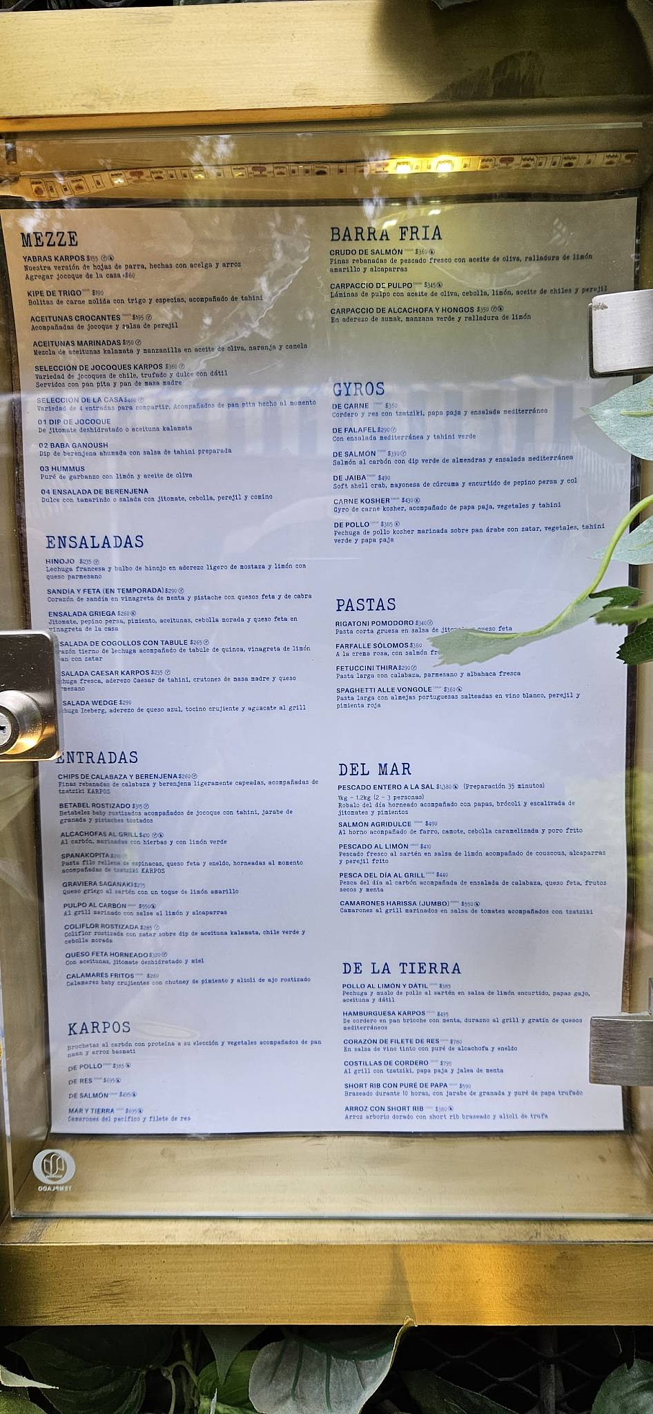 Menu at Karpos Polanco restaurant, Mexico City