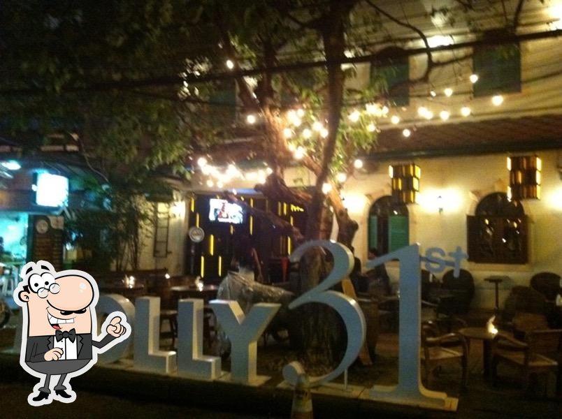 Molly Bar, Bangkok, 108 Ram Buttri - Restaurant reviews