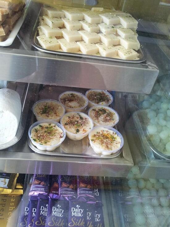Jeet Sweets, Karnal, Jeetu Halwai Chowk - Restaurant reviews